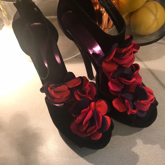 Call It Spring | Shoes | Black Heel With Purplered Floral Petals In ...